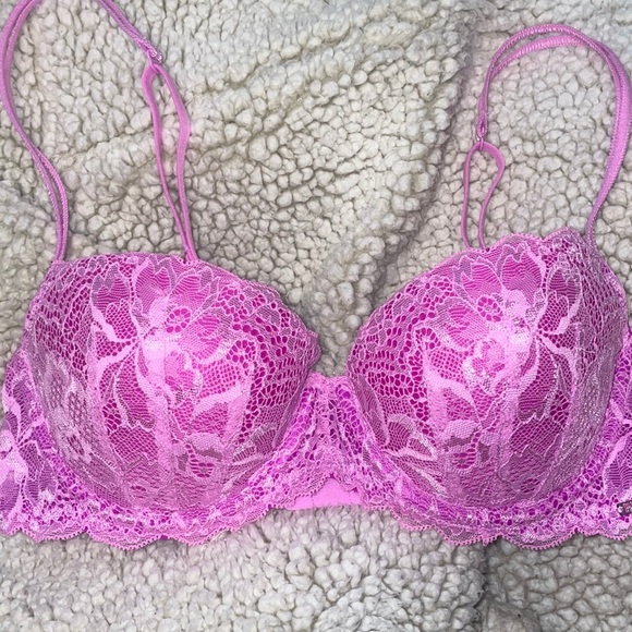 PINK Victoria's Secret | Intimates & Sleepwear | Brand New Vs Bra 32c ...